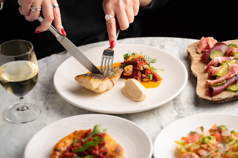 Restaurant, Bar & Terrace in Fitzrovia | Mortimer House Kitchen