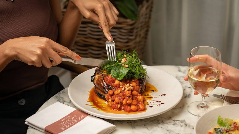 A neighbourhood restaurant in Central London | Mortimer House Kitchen